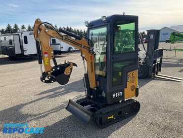 Repocast.com® | 2024 AGT INDUSTRIAL H13R MINI EXCAVATOR