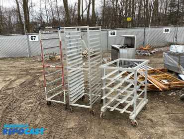 Repocast.com® | Lot of (3) metal pan carts