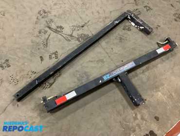 Repocast.com® | Lot of (1) E-Z load extender hitch...