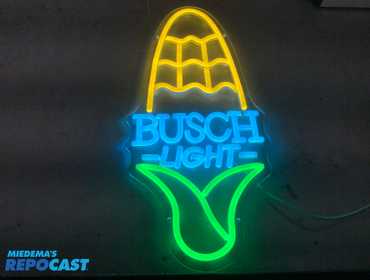 Repocast.com® | Busch Light Tractor - Farmers Neon Light