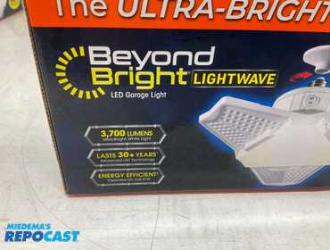 Repocast.com® | Lot of (4) boxes of Beyond Bright...