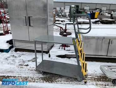 Repocast.com® | Lot of (1) Rolling Ladder Flat Top 3...