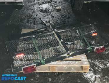 Repocast.com® | Lot of (2) durable Hitch Haul rear...