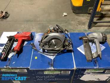 Repocast.com® | Lot of (1) Misc. Pneumatic Stapler, (1...