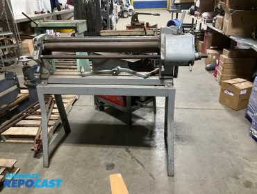 Repocast.com® | Pexto sheet metal slip roller.