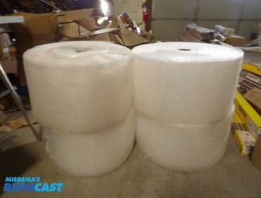 Repocast.com® | Lot of (4) Polyair bubble wrap, 3/16"...