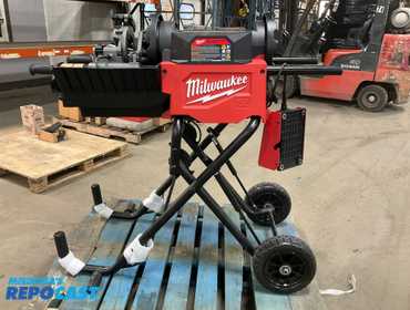 Repocast.com® | Milwaukee MX Fuel Pipe Threading Machine