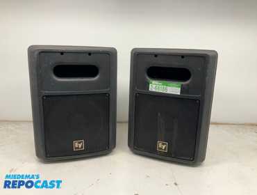 Repocast.com® | Lot of (2) EV SB120a amplified bass...