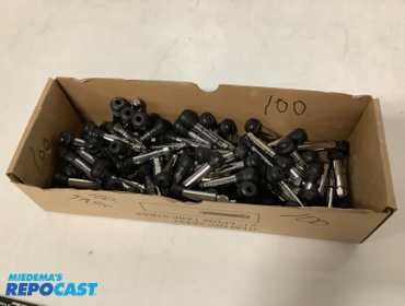 Repocast.com® | (100) TR418 Chrome valve stems