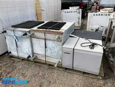 Repocast.com® | Lot of (2) Ice-O-Magic ice machine...