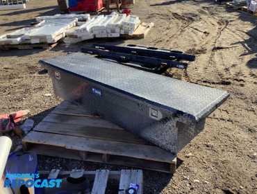 Repocast.com® | UWS Tool box, with handles that locks,...