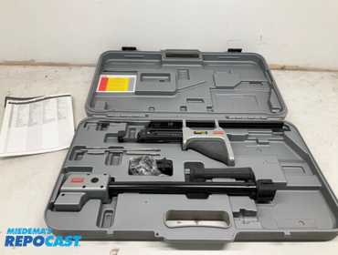 Repocast.com® | Lot of (1) Senco Duraspin DS300 Screw...