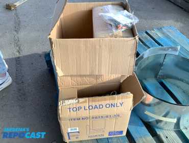 Repocast.com® | Lot of (4) boxes of Forte Lighting...