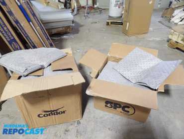 Repocast.com® | Lot of (300) Condor; absorbent pads,