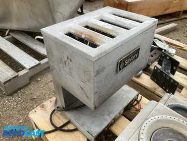 Repocast.com® | Savory 4 Slotted Toaster