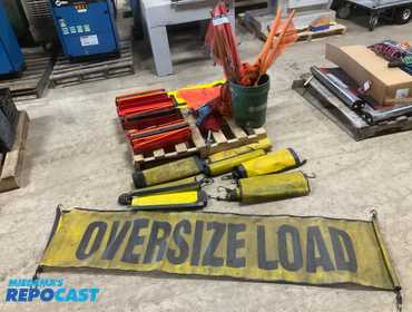 Repocast.com® | Lot of (8) OVERSIZED LOAD” banners, (3...