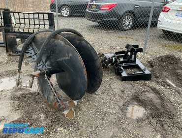 Repocast.com® | 2017 CAT A19B Auger Attachment for...