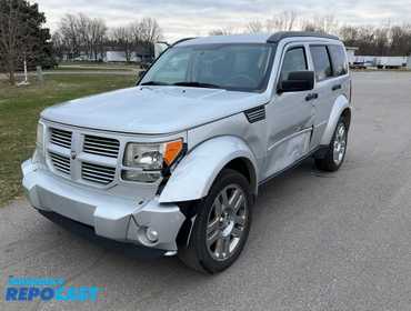 Repocast.com® | 2011 Dodge Nitro Heat 4WD 4-Door Sport...