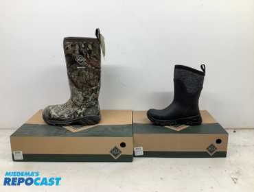 Repocast.com® | Lot of (2) Pairs of Muck Boots...