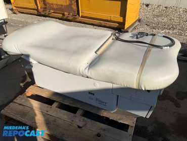 Repocast.com® | (1) 222 Ritter by Midmark white doctor...