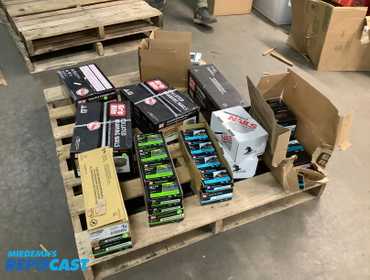 Repocast.com® | Skid lot of various nails including...