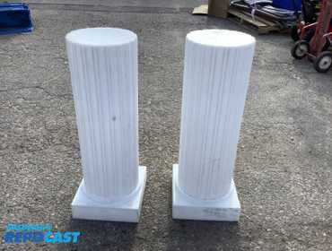 Repocast.com® | Lot of (2) Plastic Plant Pillars,...