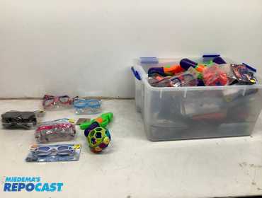 Repocast.com® | Lot of new swim goggles and water toys