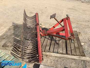 Repocast.com® | 3pt tractor rake, 5' wide, angles, and...