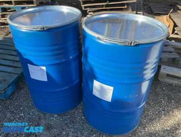 Repocast.com® | (2) 55 gallon used blue steel barrels...