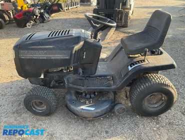 Repocast.com® | Murray 42” 17HP Automatic Drive Riding...