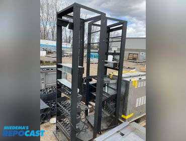 Repocast.com® | 2- wheeled open frame server racks