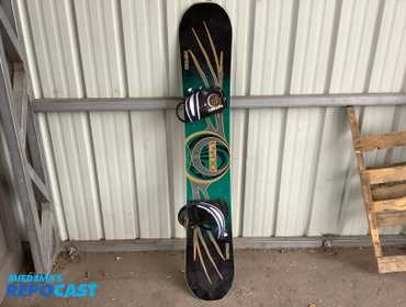 Repocast.com® | Lot of (1) vintage Nitro pyro 165cm...