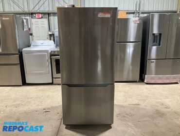 Repocast.com® | Insignia NS-RBM18SS0 18.6 Cu. Ft....