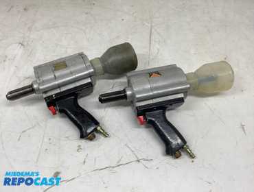 Repocast.com® | Qty (2) Avdel pneumatic rivet guns....