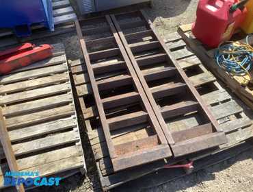 Repocast.com® | Set of heavy-duty trailer ramps, each...