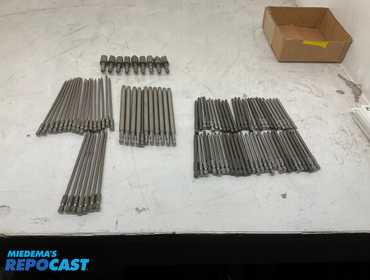 Repocast.com® | Box of (100) 1/4" hex drive bits: flat...