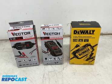 Repocast.com® | (1) Vector 500 watt power inverter,...