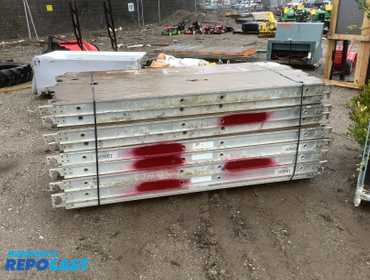 Repocast.com® | Skid lot of (18) scaffolding planks...