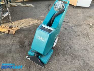 Repocast.com® | Tennant small electric carpet cleaner...