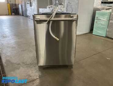 Repocast.com® | Thermador DWHD760CFP Dishwasher