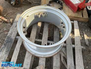 Repocast.com® | Farm tractor rear wheel. Like new...