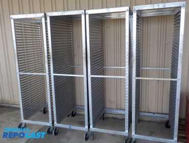 Repocast.com® | lot of (4) aluminum seco slotted racks...
