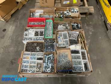 Repocast.com® | Skid lot of fasteners, nuts, bolts,...