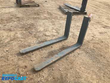 Repocast.com® | Lot of (2) Vetter Class 3 fork lift...