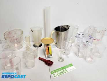 Repocast.com® | LOT FO 30 PIECES OF LAB MEASURING...