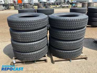 Repocast.com® | (8) Recap 295/75R22.5 Semi Tires,...