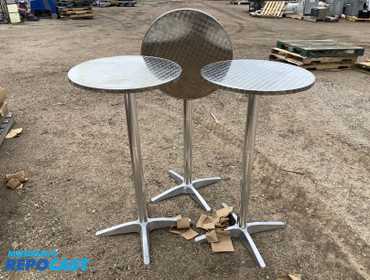 Repocast.com® | Lot of (3) standing height tables with...