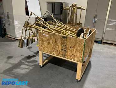 Repocast.com® | 1- Gaylord of 16 Floor Lamps- Gaylord...