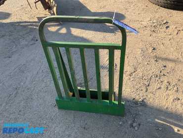Repocast.com® | Tractor Front Bumper / Grille Guard,...