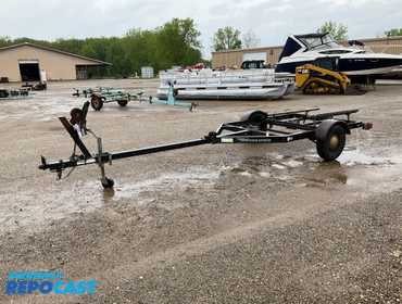 Repocast.com® | MagLiner Single Axle Boat Trailer
